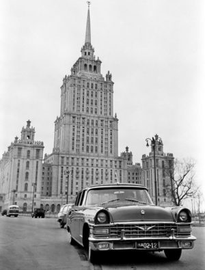 ZIS 110 et ZIL 111- Luxe capitaliste dans la patrie du communisme ...