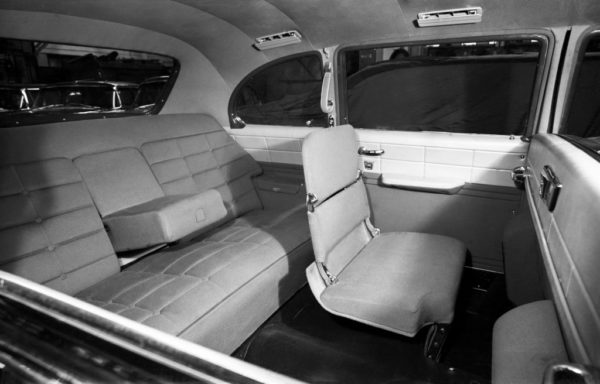 ZIS 110 et ZIL 111- Luxe capitaliste dans la patrie du communisme ...