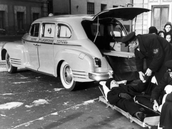 ZIS 110 et ZIL 111- Luxe capitaliste dans la patrie du communisme ...