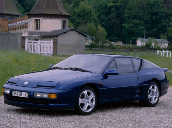 ALPINE A610 – Elle avait tout d’une grande. | Rétro Passion Automobiles
