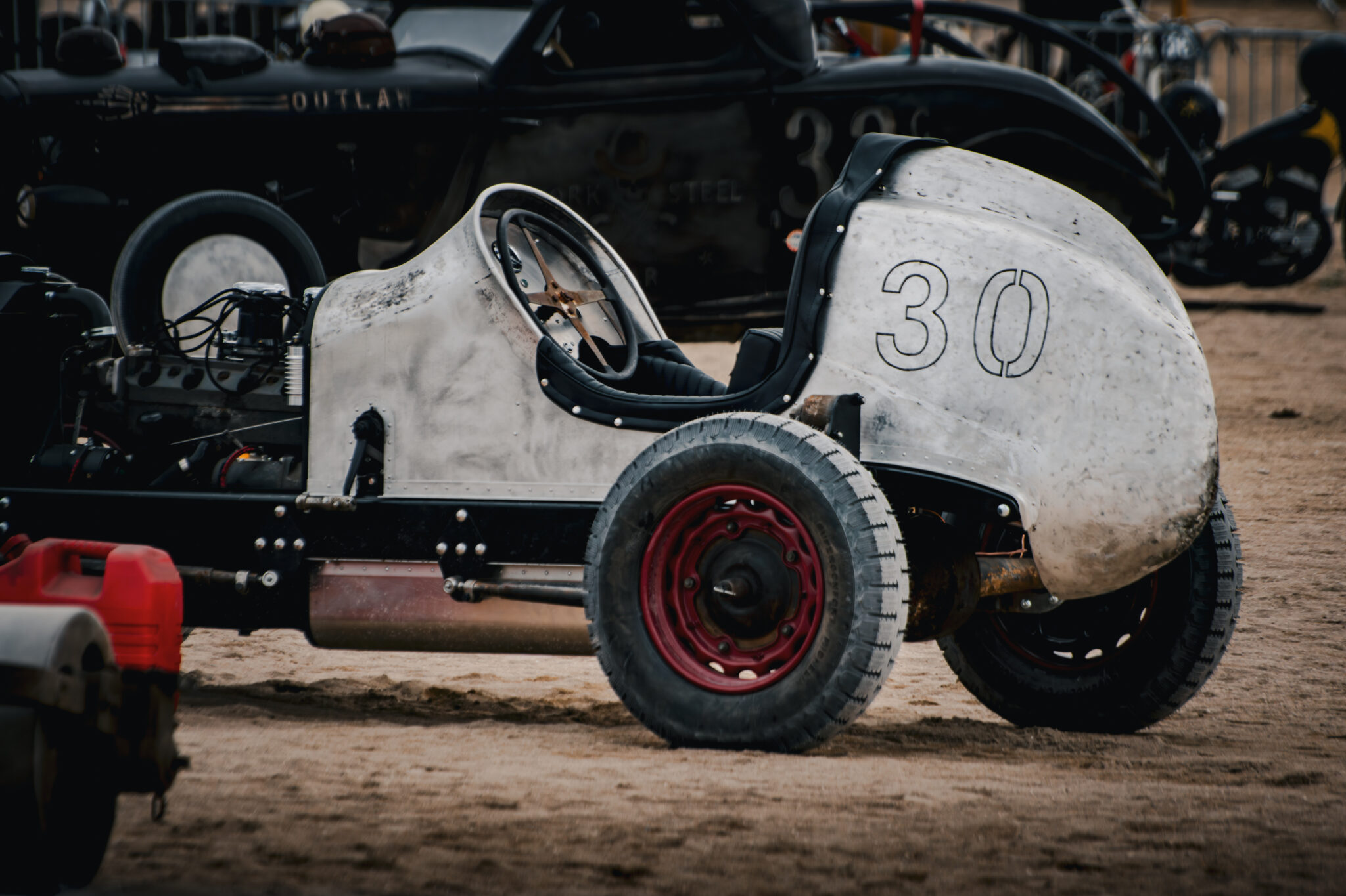 Normandy Beach Race 2025: l’hommage aux courses sur sable | Rétro ...